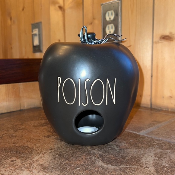 Rae Dunn | Accents | Nwt Rae Dunn Poison Apple Shaped Birdhouse | Poshmark